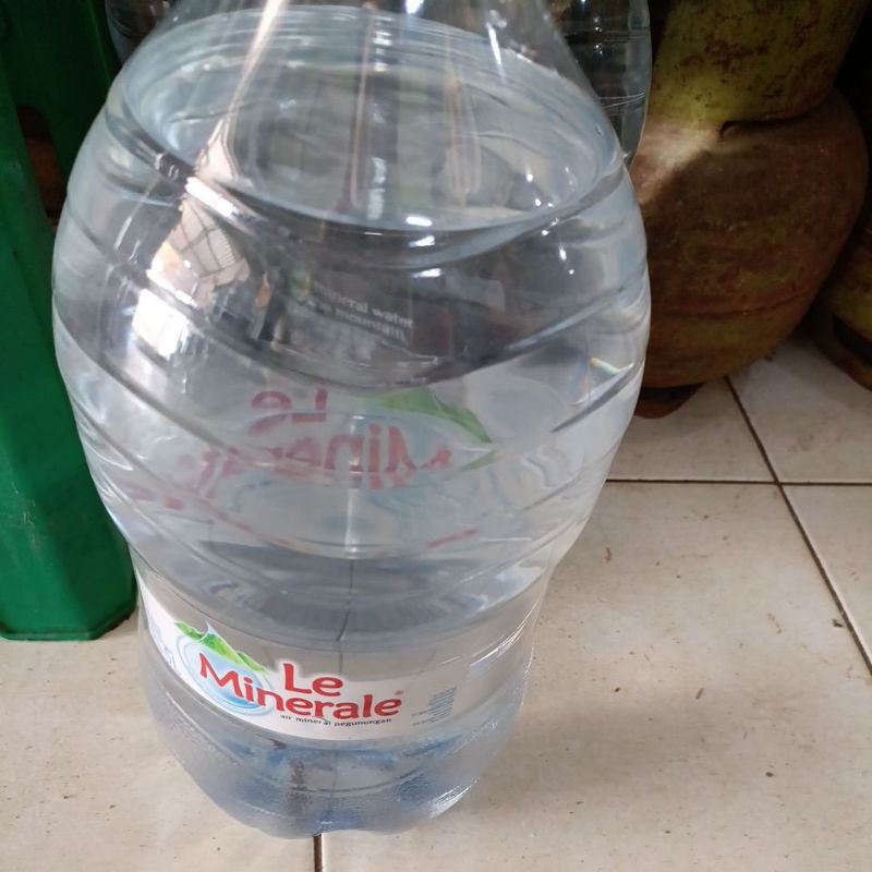 Jual Galon_Le_Mineral_5_Liter | Shopee Indonesia