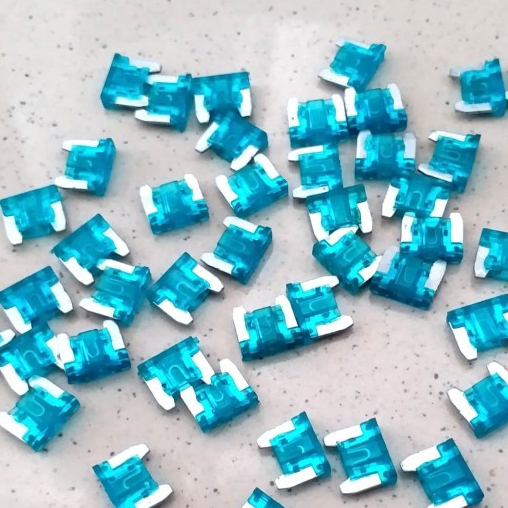 Jual Sekring Tancap Micro Mini 15A Fuse Mobil | Micro Original XPander ...