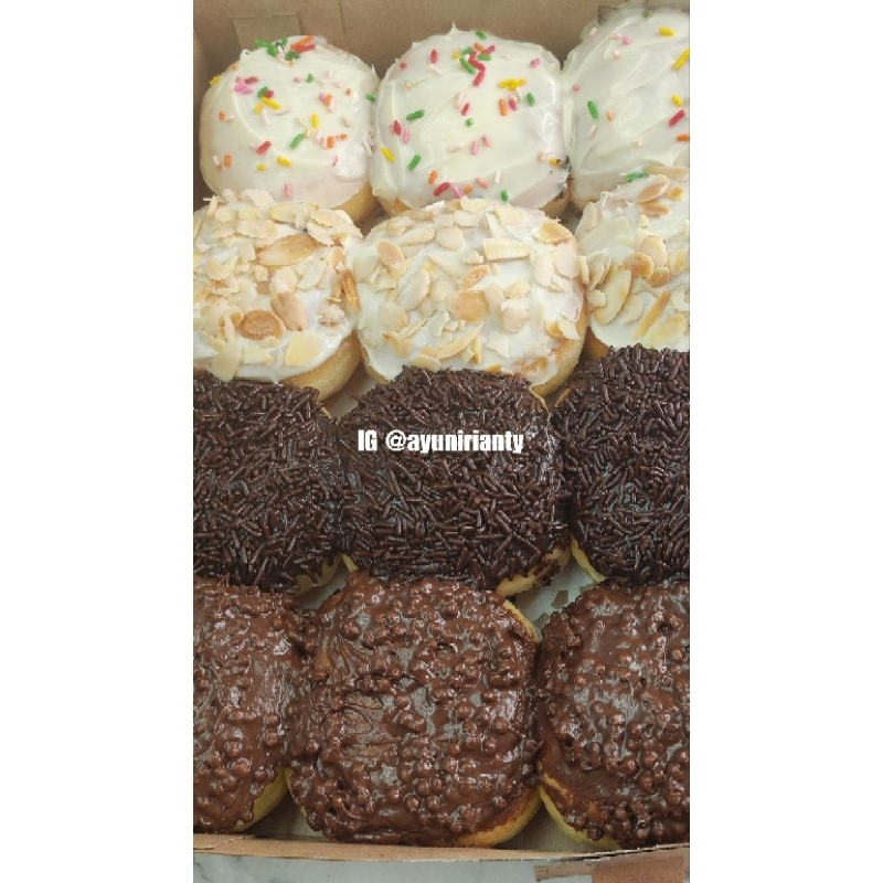 Jual Donat Mini isi 12, Pesan hari ini di kirim besok | Shopee Indonesia