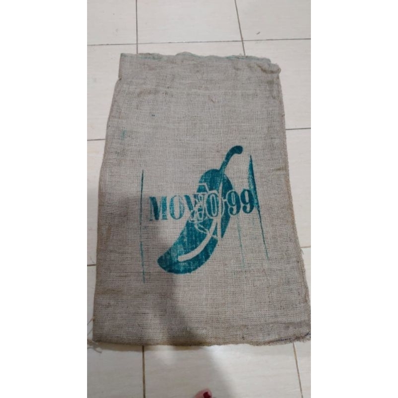 Jual karung goni bekas 50kg , karung goni 60cm x 100cm Bagus dan Bahan ...
