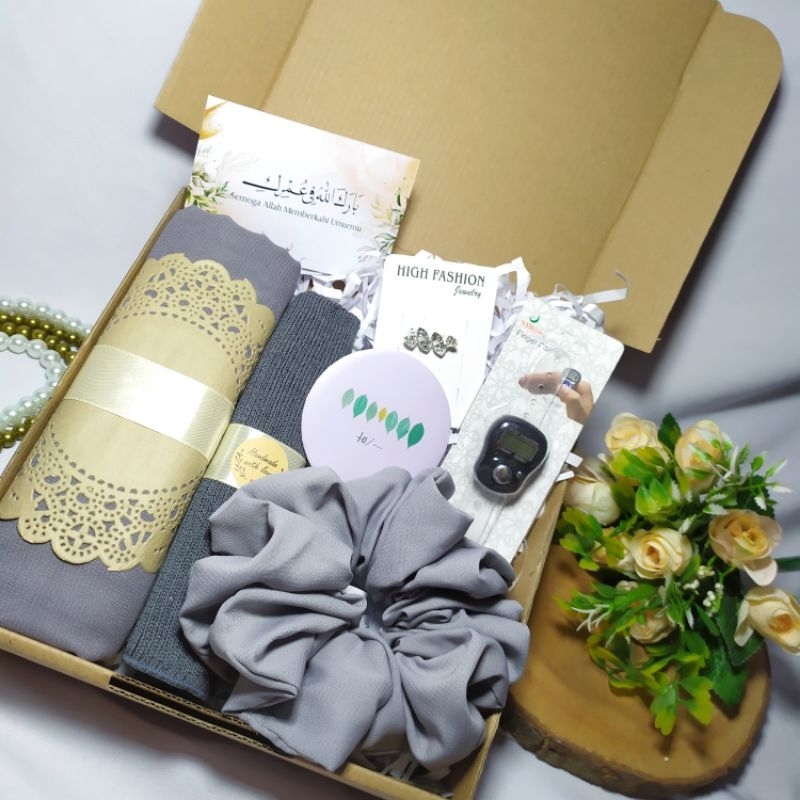 Jual PAKET N HAMPERS GIFT BOX HIJAB BELLA/ hijab KADO CEWEK / KADO ...