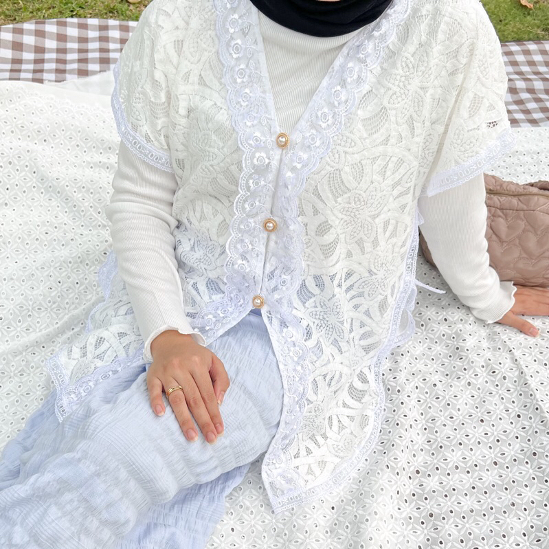 Jual Parveen Outer By Dielle Official / Outer Brukat / Outer Vest ...