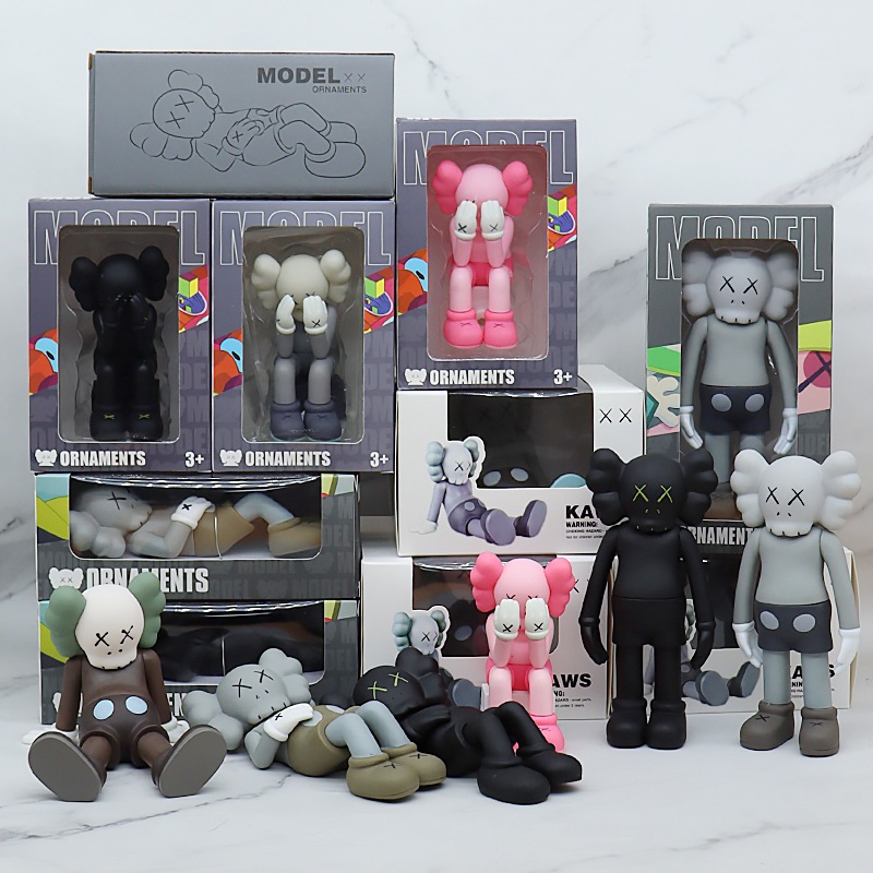 Jual Kaws Model Boneka Tangan Boneka Model Gambar Kaws Ornamen Mobil ...