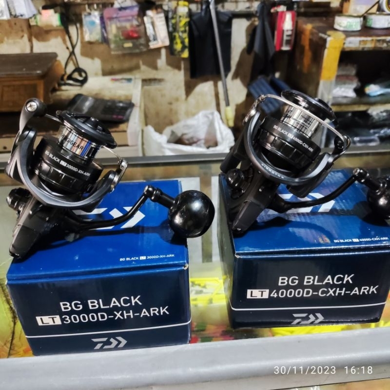 Jual Reel Daiwa BG BLACK LT 2021 | Laut Jigging | 3000D-XH-ARK | 4000D-CXH-ARK | Shopee Indonesia