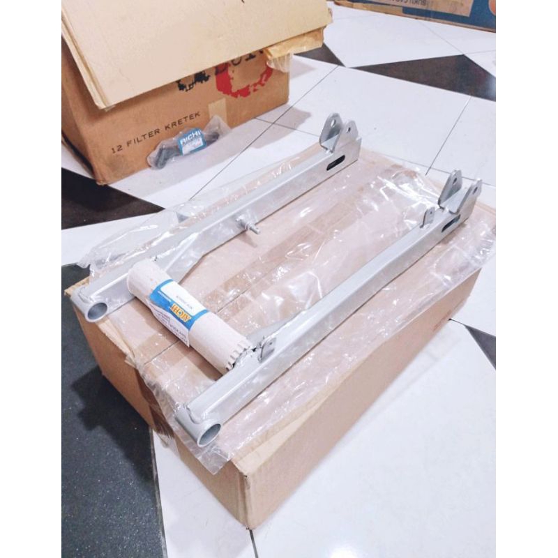 Jual swing arm Smash R New Shogun R New Shogun 125 silver tebal presisi ...