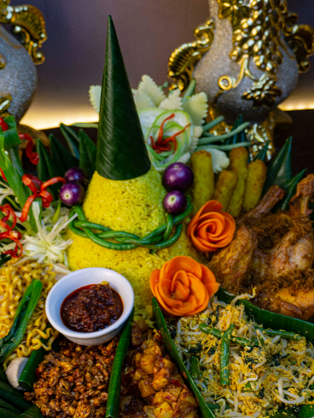 Jual Model Kerucut Tumpeng Nasi Kuning Premium Ukuran Besar Porsi ...