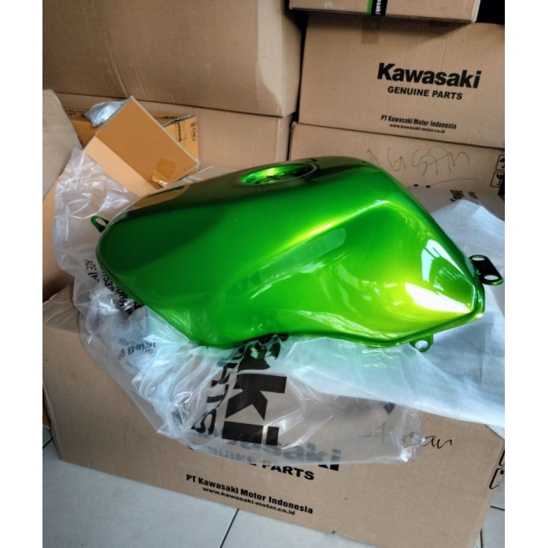Jual Tangki ninja rr new rr old hijau metalik original Kawasaki ...