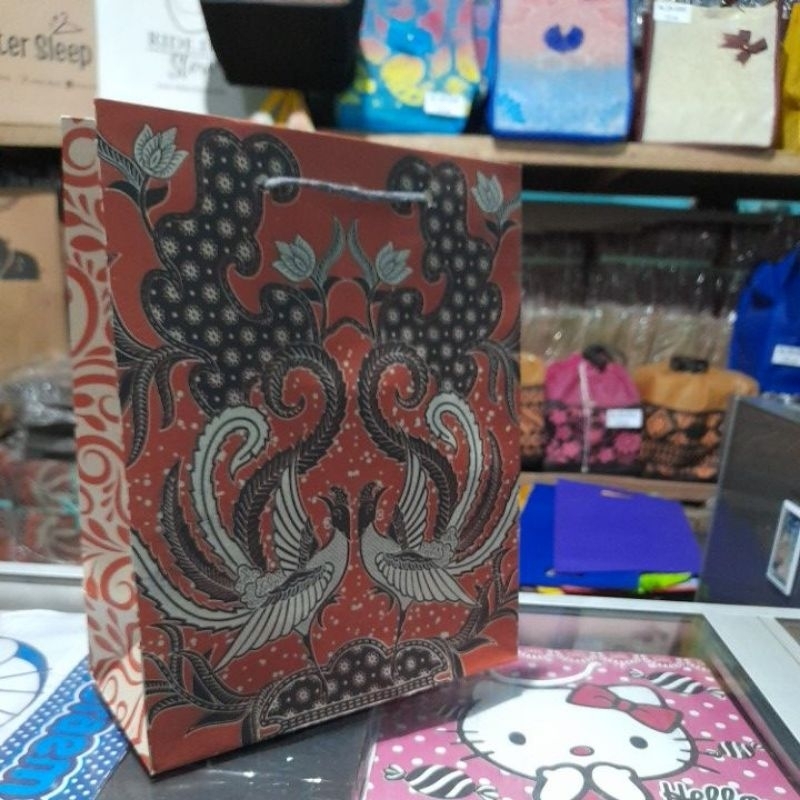 Jual paperbag 2 warna batik (20×10×25) isi 12 pc | Shopee Indonesia