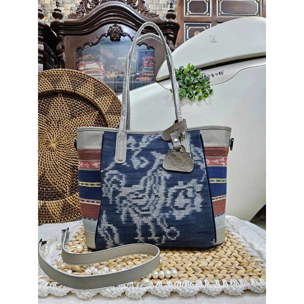 Jual TAS LETIK 3274 Tenun tangan sikka alam asal NTT Kombinasi Kulit Sapi Asli | Shopee Indonesia