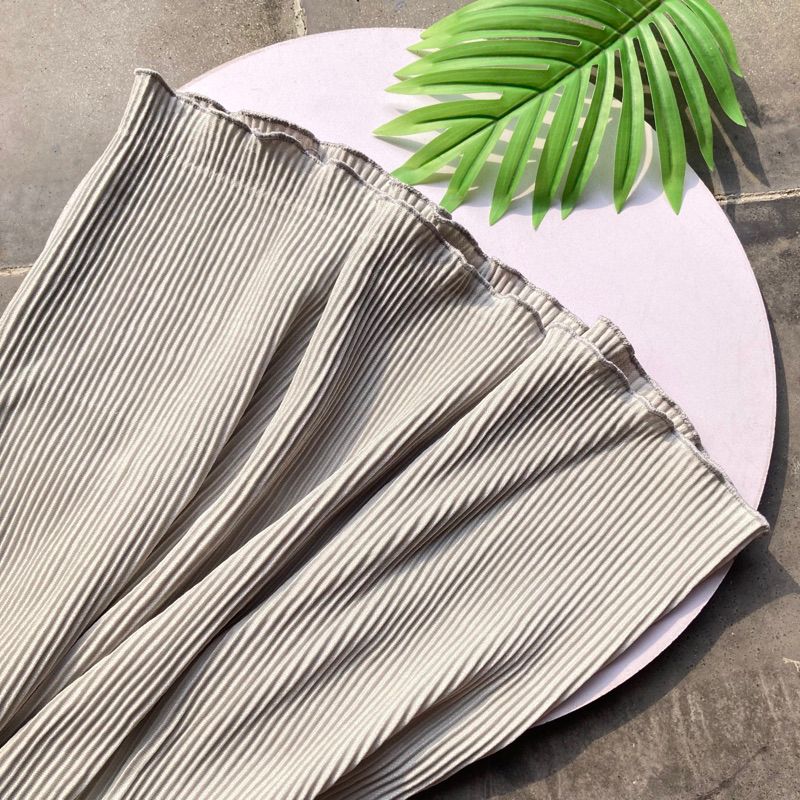 Jual Wavy Pleats Skirt / Rok Plisket Premium /Rok plisket nacy Lidi Kecil | Shopee Indonesia