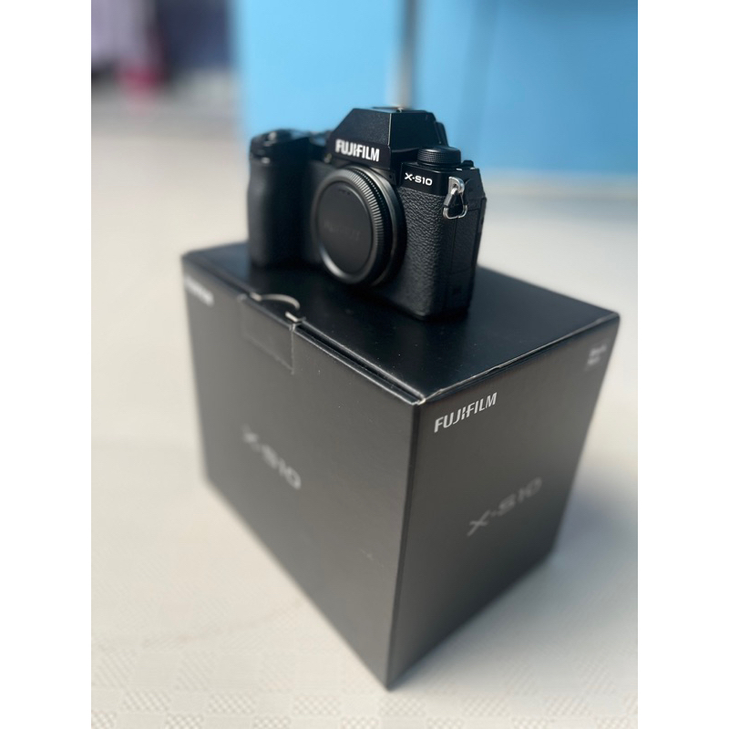 Jual FUJIFILM X-S10 / XS10 / XS-10 / X S10 Mirrorless Body Only ...