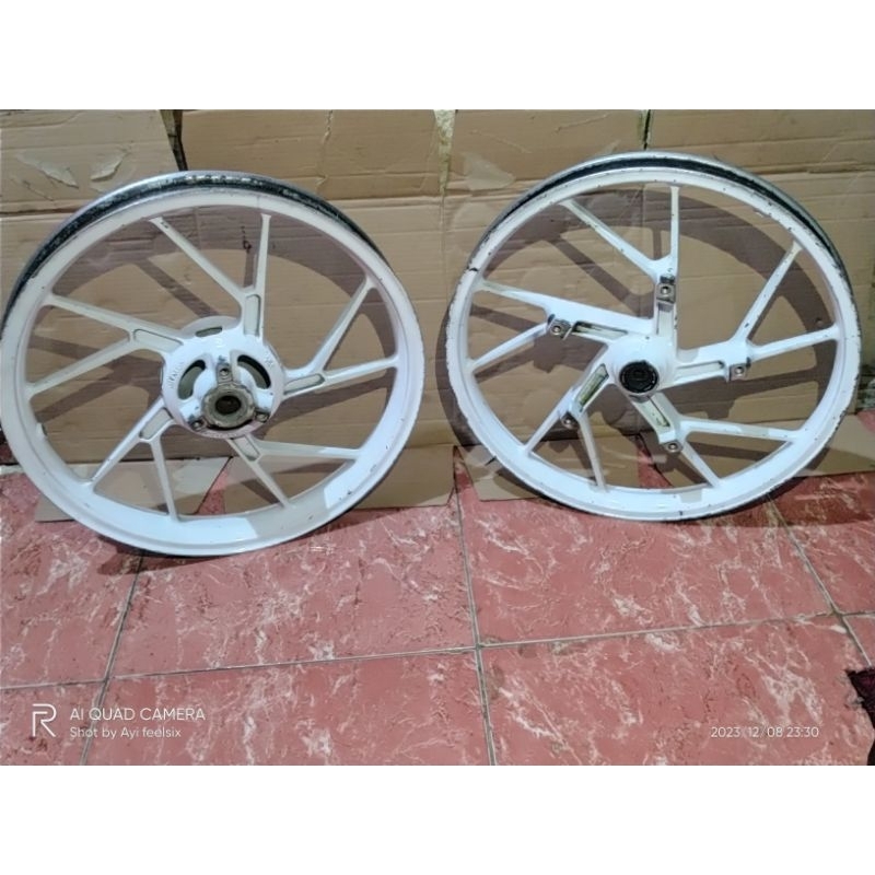 Jual velg standar Suzuki Satria Fu karbu | Shopee Indonesia