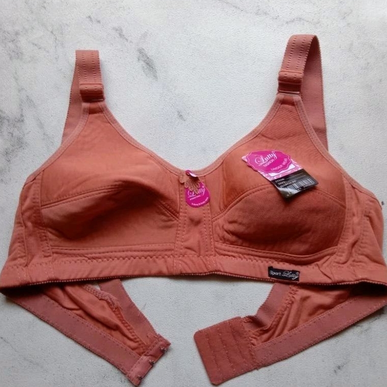 Jual BRA SPORT LUTTY KAIT BELAKANG 3 baris SIZE 34-46/BH SPORT TANPA BUSA & KAWAT | Shopee Indonesia