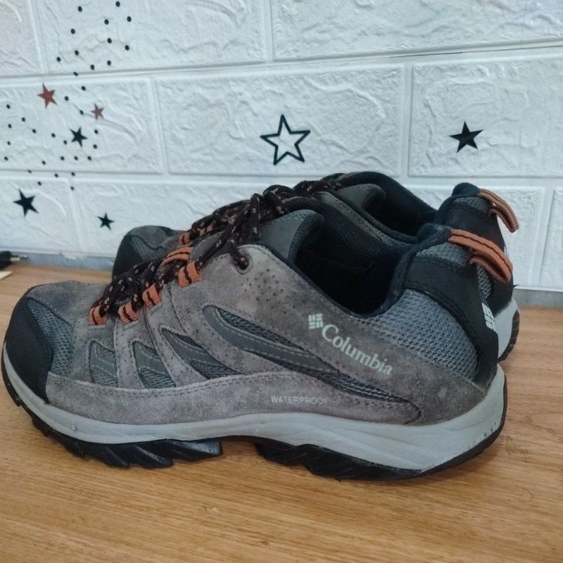Jual Sepatu outdoor hiking gunung Columbia size 41 bekas pakai | Shopee ...