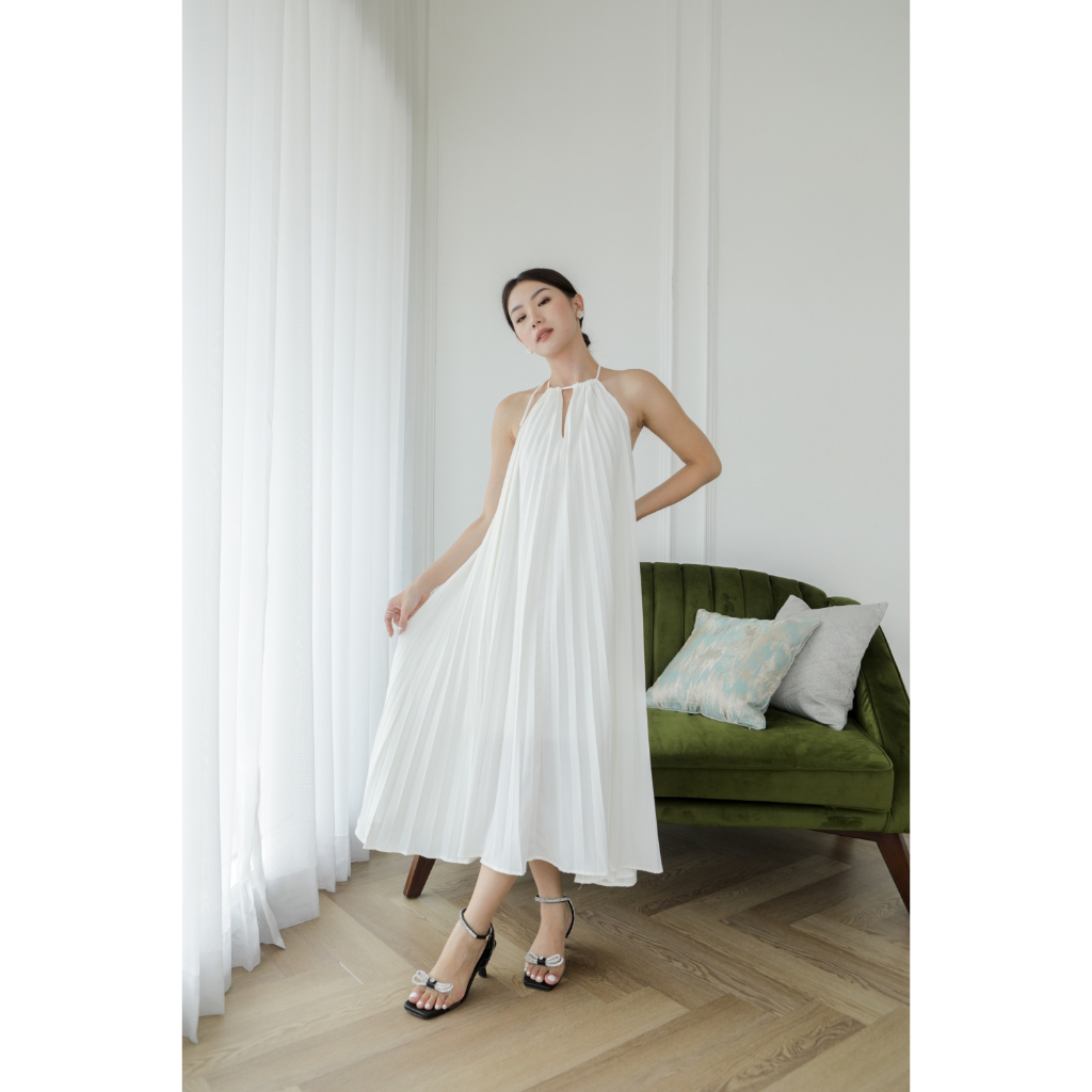 Jual 𝐑𝐄𝐀𝐃𝐘 𝐒𝐓𝐎𝐂𝐊Ethereal - Josena Pleated Dress | Shopee Indonesia