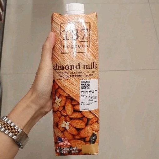 Jual 137 degrees Almond milk susu rasa Original IMPORT 1 liter | Shopee Indonesia