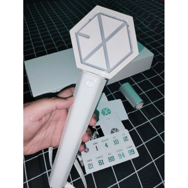 Jual OFFICIAL LIGHTSTICK EXO VER.2 | Shopee Indonesia