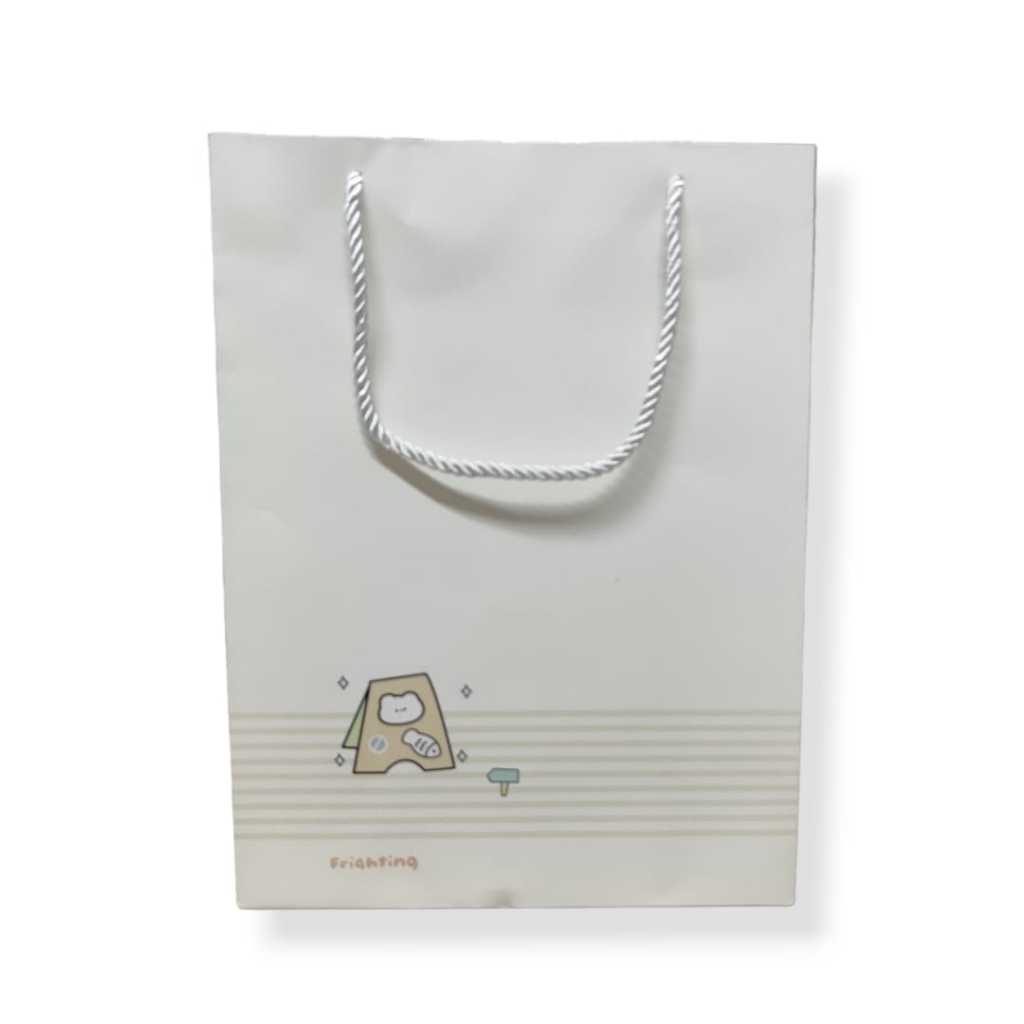 Jual Paper Bag Vertikal 230 Gr / Tas Kado Karton Premium Dengan Tali ...