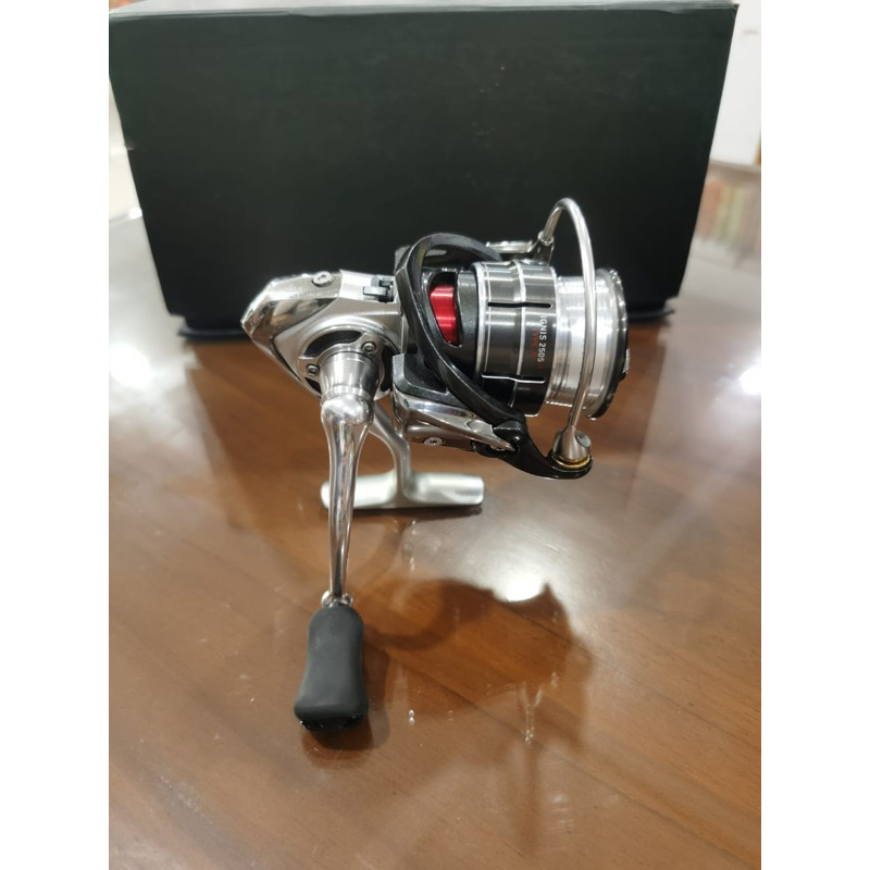 Jual Daiwa Ignis 2505H Type R Made in Japan | Shopee Indonesia