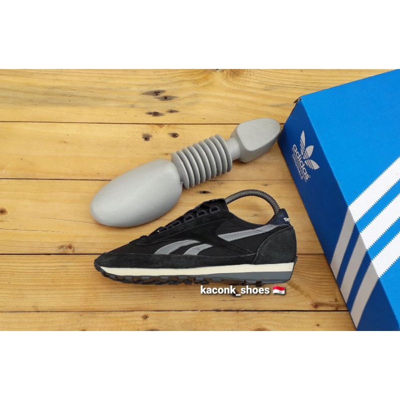 Jual SEPATU SNEAKERS CASUAL REEBOK AZTEC CLASSIC OG BLACK ORIGINAL ...