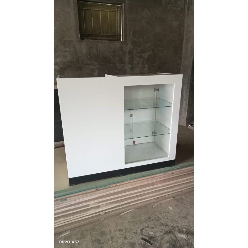 Jual meja etalase full putih listitem | Shopee Indonesia