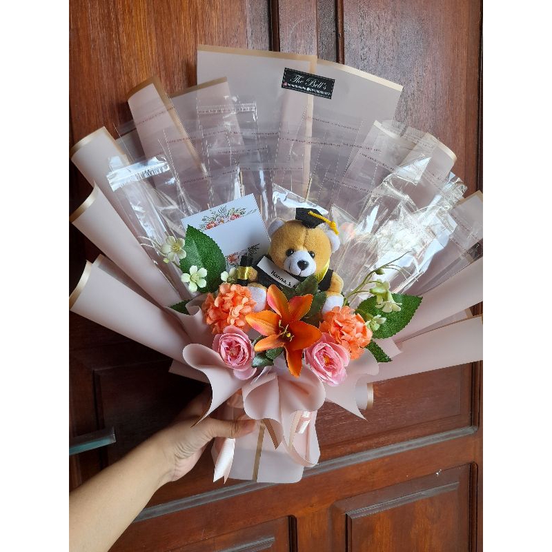 Jual Buket Uang Kosongan Jumbo + Boneka Wisuda mini / Buket Bunga by ...