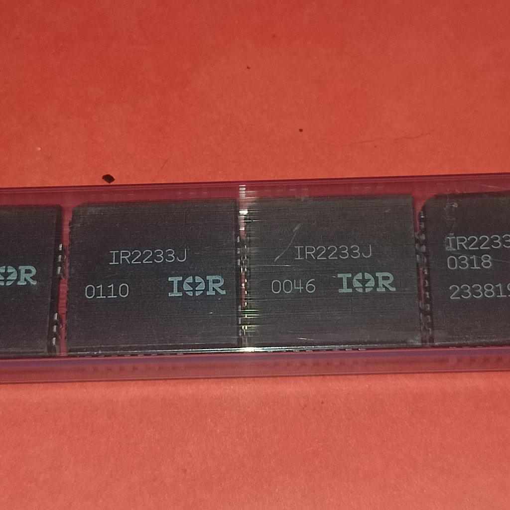 Jual New Original IR2233J IR 2233 IR2233 PLCC-44 Mantaabbbbb | Shopee ...