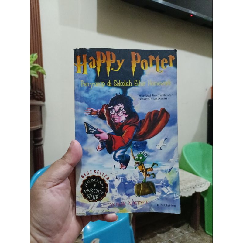 Jual Buku Happy Porter Penyusup di Sekolah Sihir Homework | Shopee ...
