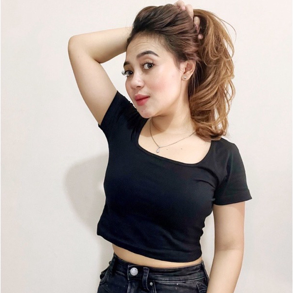 Jual Martina Basic T Shirt / Kaos Crop Top Murah Wanita Square Neck ...
