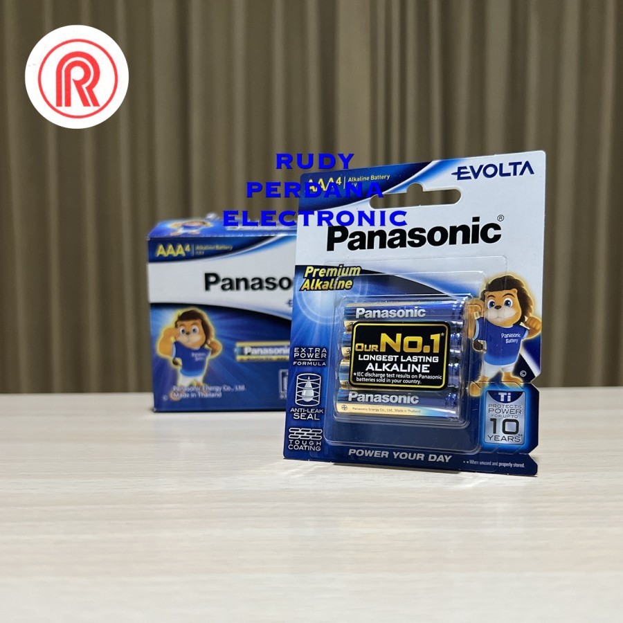 Jual BATTERY BATERAI AAA A3 PANASONIC EVOLTA ALKALINE LR03EG/4B 4 PCS | Shopee Indonesia