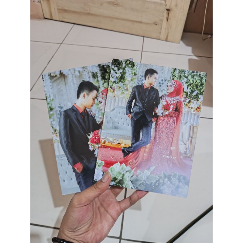 Jual CETAK POHOTO 20X15 CM PLUS BINGKAI LAMINASI GLOSSY | Shopee Indonesia