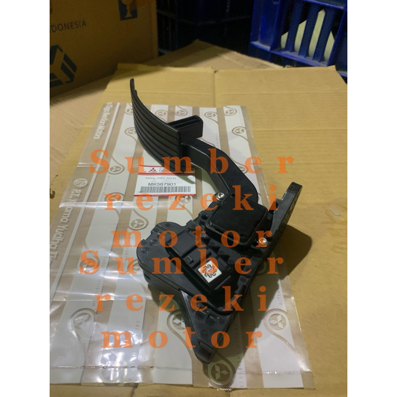 Jual Sensor pedal gas assy komplit canter PS125 euro 4 original ...