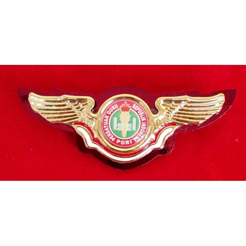 Jual pin model pgri tumpuk akrilik peniti | Shopee Indonesia