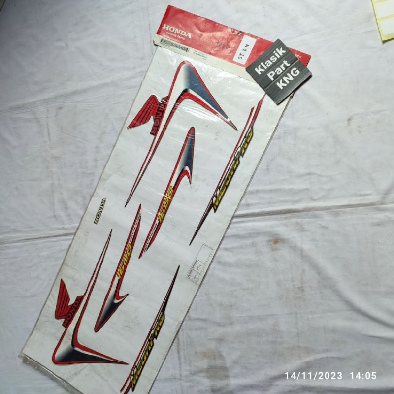 Jual Striping sticker stiker honda mega pro megapro Keh hitam merah ...