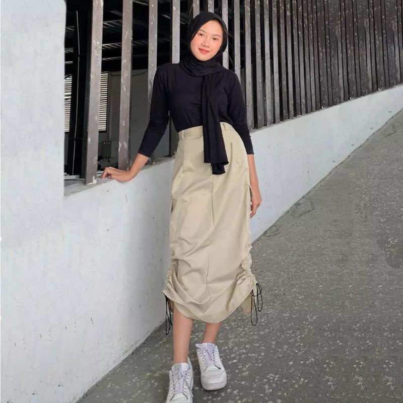 Jual Rok Cargo Serut Wanita-Rok Serut Wanita Viral Bahan Premium Bisa ...