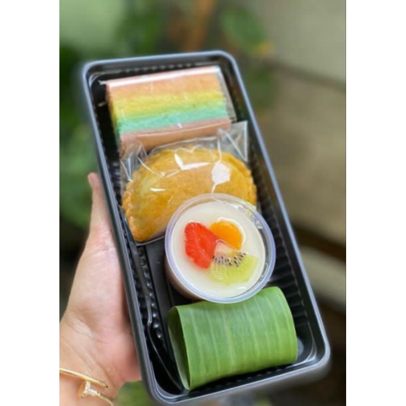 Jual Snack box 4 kue | Shopee Indonesia