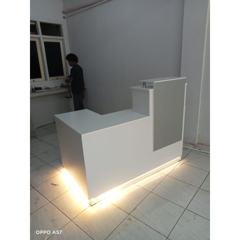 Jual MEJA KASIR LED LETTER L KIRI / KANAN DARI DALAM | Shopee Indonesia