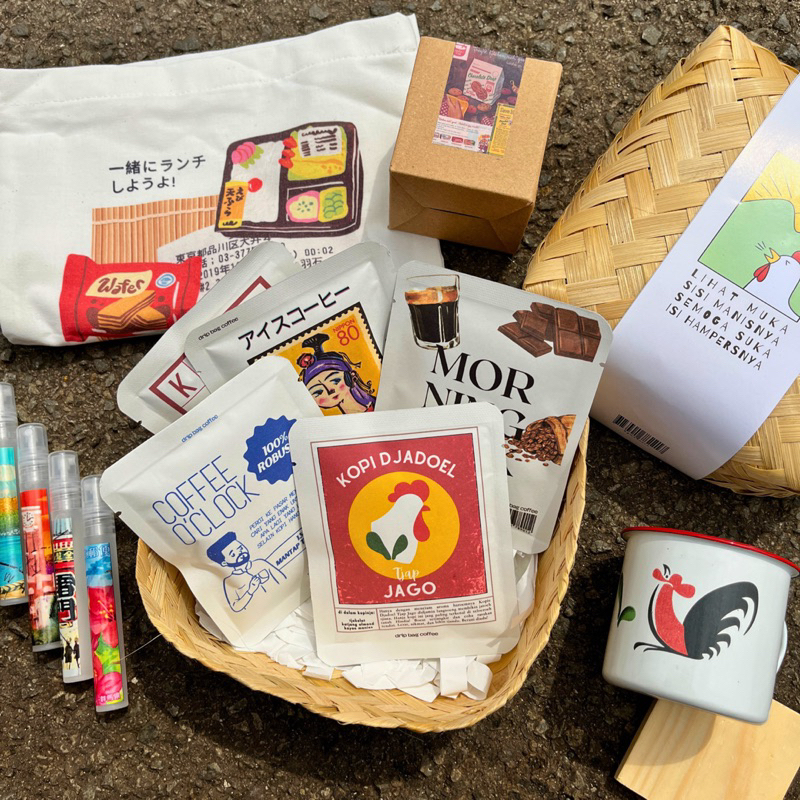 Jual (BACA DESKRIPSI!) Hampers Kopi Coffee Drip Bag bymakaira | Kado ...