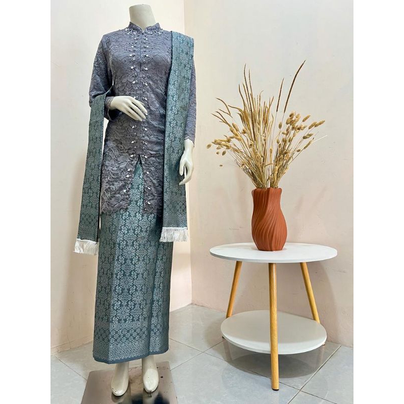 Jual SET KEBAYA KOMPLIT MEWAH / SET KEBAYA SANGHAI PAYET/ SETELAN ...