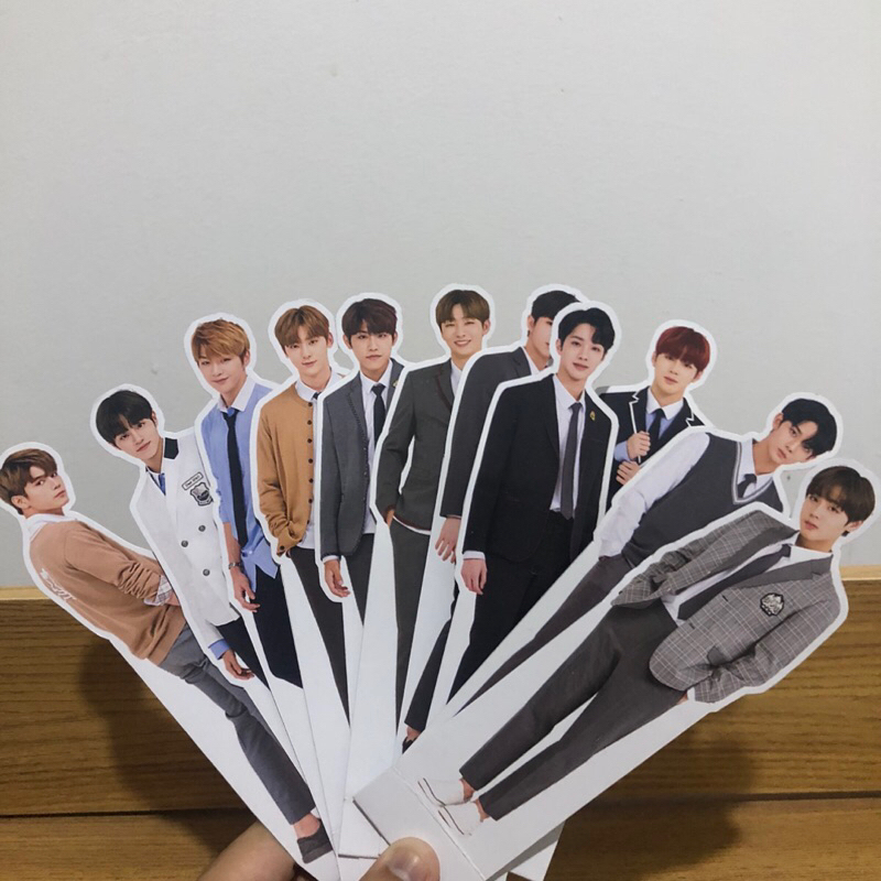 Jual Wanna One Standee All Member | Shopee Indonesia