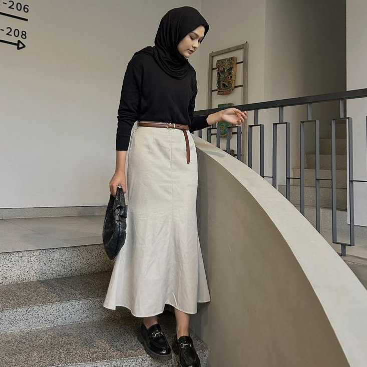 Jual Sosialsosial Rok Mermaid Basic Polos Kimka - Rok Fishtail Terbaru ...