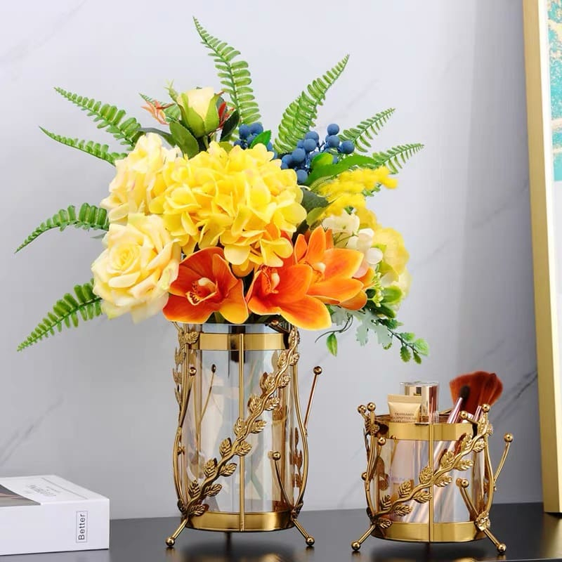 Jual Vas Bunga Besi Emas dengan Tabung Design Bunga / Dekorasi Ruangan ...