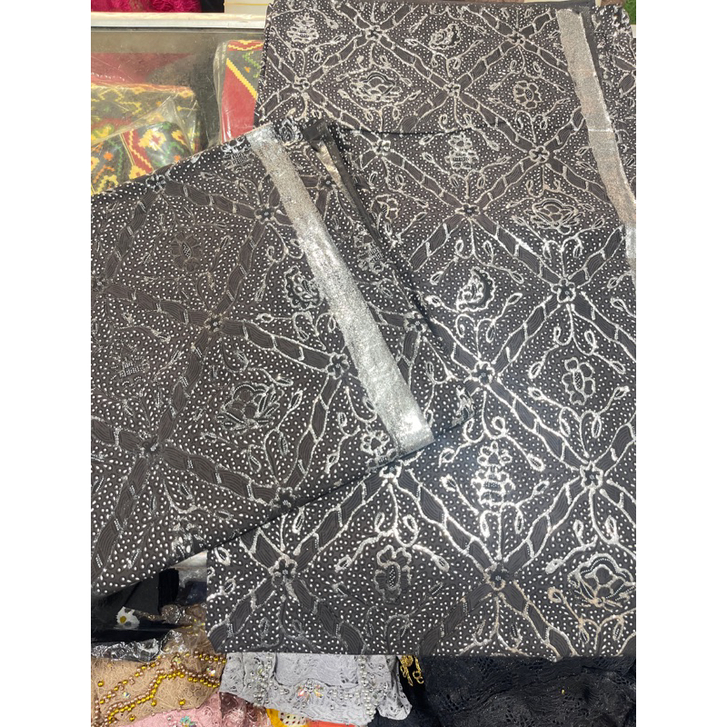 Jual kain prada alusan | kain prada pengantin | jarik prada | kain ...