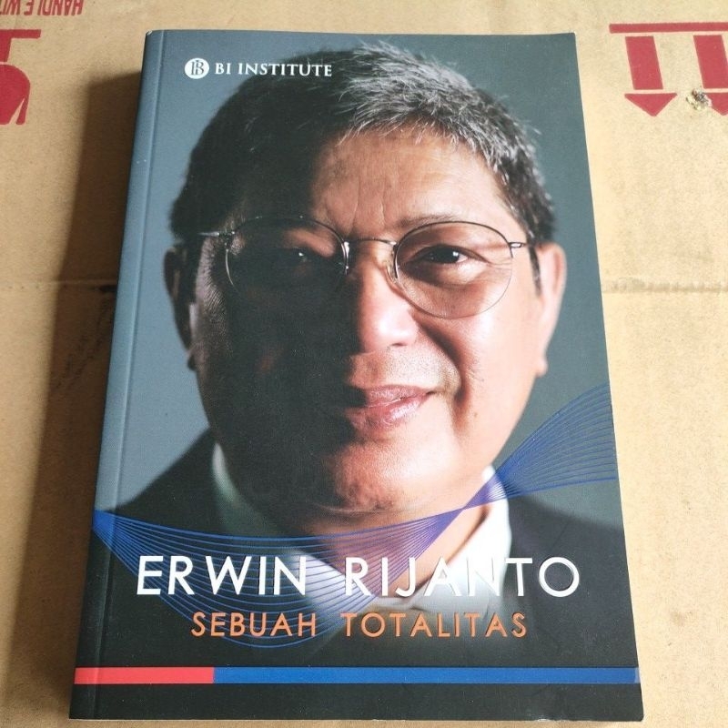 Jual Buku Erwin Rijanto Sebuah Totalitas | Shopee Indonesia
