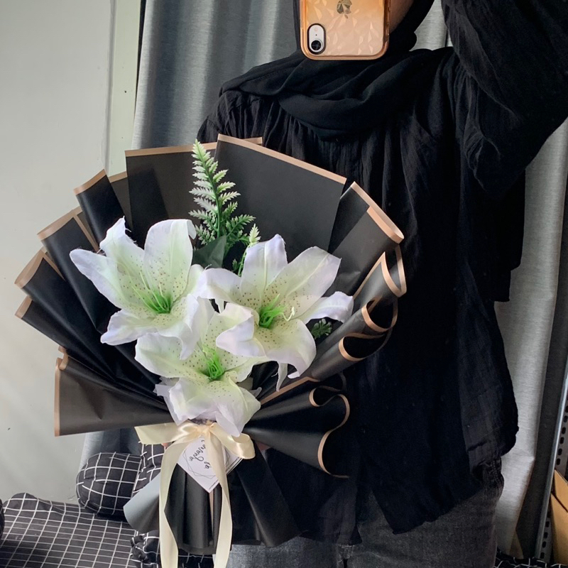 Jual BUKET WISUDA READY STOCK| buket bunga lily | buket bunga wisuda ...