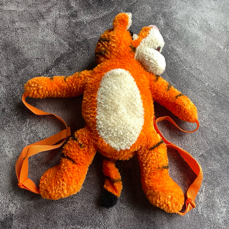 Jual disney parks winnie the pooh tigger plush backpack | Shopee Indonesia