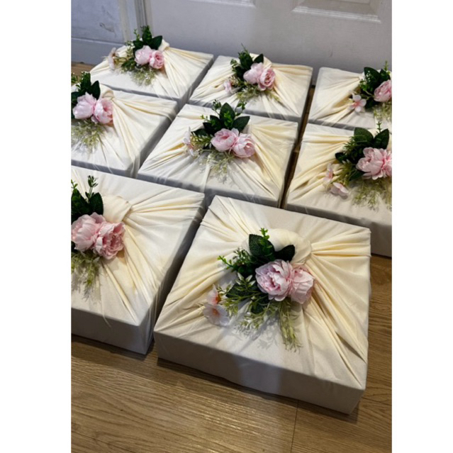 Jual Paket Hidden Hantaran Seserahan dengan isinya sudah dihias 8 macam ...