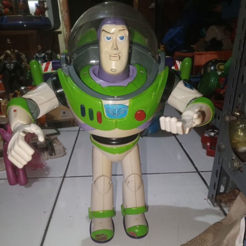 Jual figure buzz brand disney | Shopee Indonesia