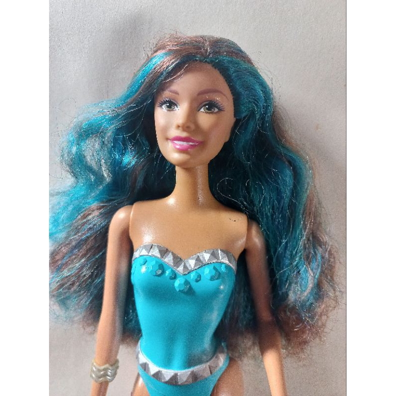 Jual Barbie Erika Rock Royals Rambut Highlight Biru | Shopee Indonesia