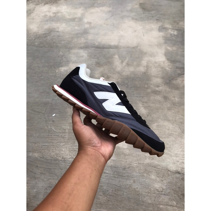 Jual Sepatu NB RC30 Black Grey | Shopee Indonesia
